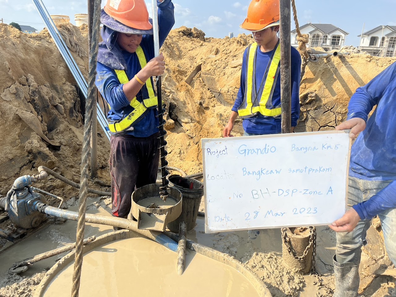 บริษัทรับเจาะสำรวจดิน Soil Boring Test-เอสพีเอ็น ซอยล์ เอ็นจิเนียริ่ง